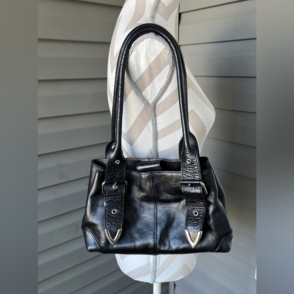 Wilsons Leather | Bags | Vintage Y2k Wilsons Genuine Black Leather With ...